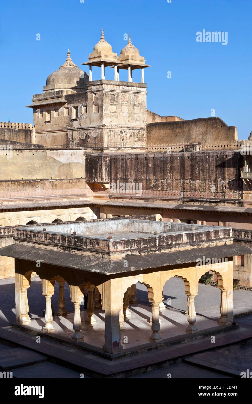 Beautiful amber fort hi-res stock photography and images - Alamy