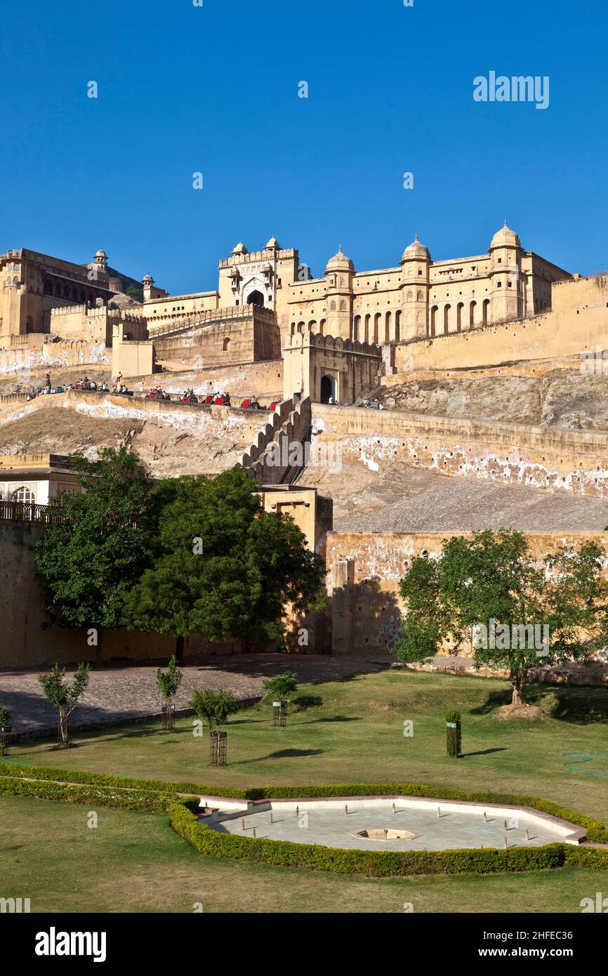 famous Amber Fort in Jaipur Stock Photo - Alamy