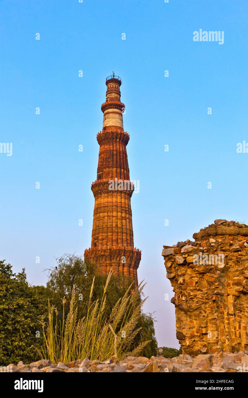 Qutb Minar, Delhi, the worlds tallest brick built minaret at 72m, built ...
