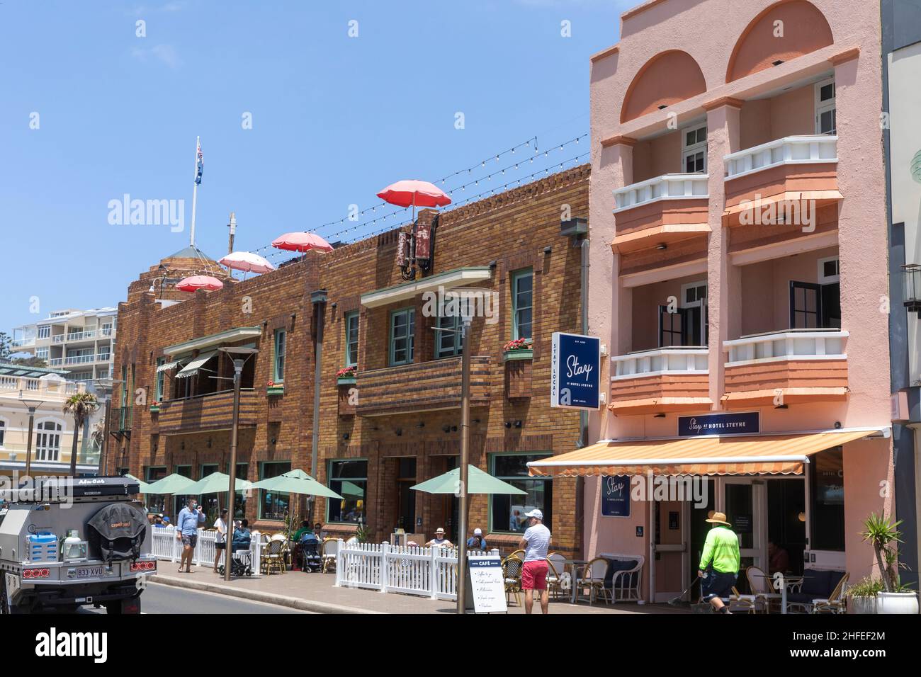 Hotel Steyne public bar and restaurant in the Sydney suburb of Manly ...