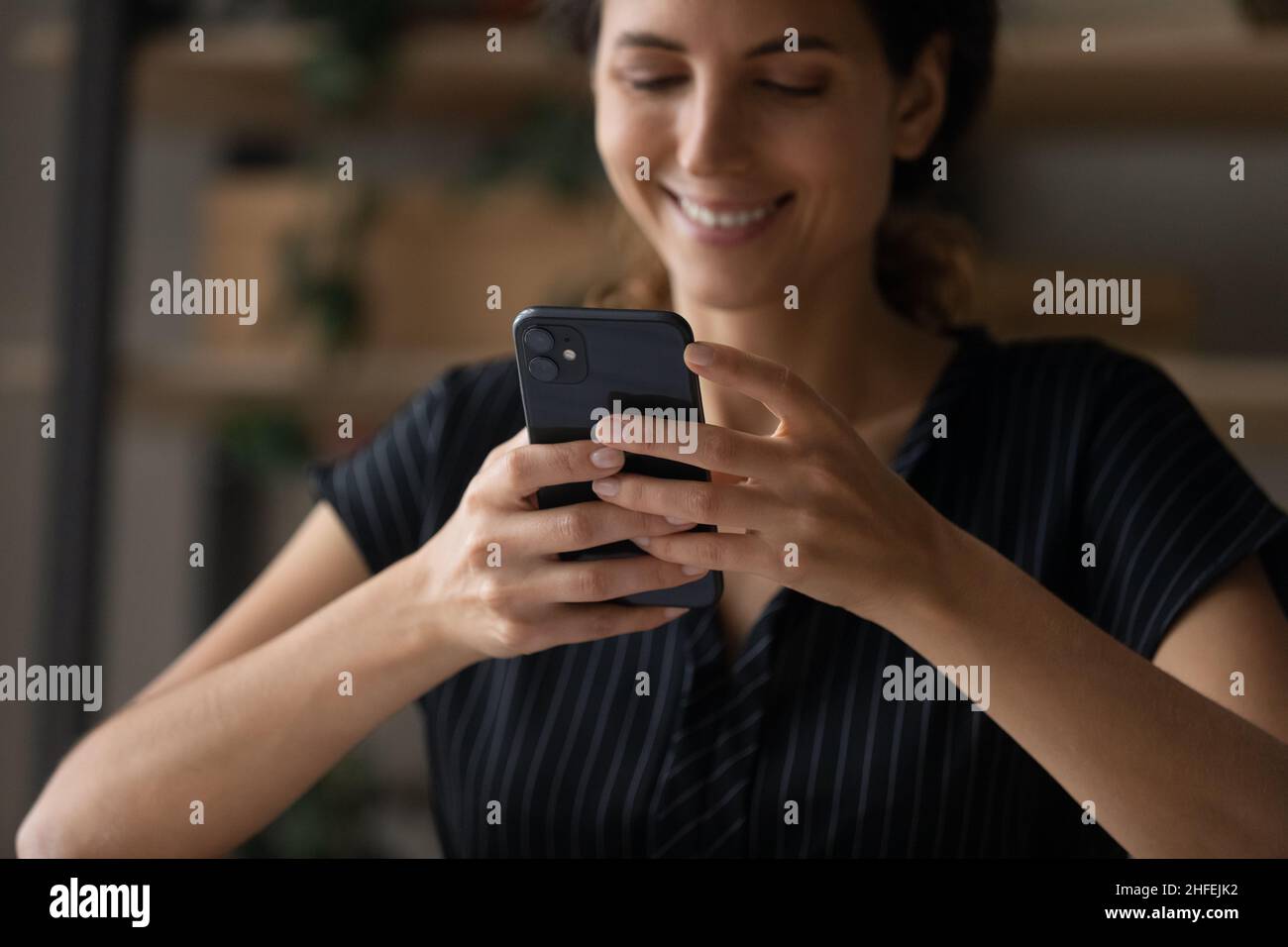 Check application hi-res stock photography and images - Alamy