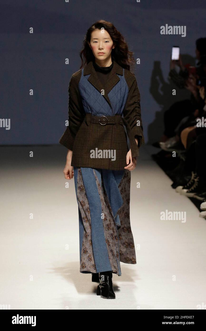 March 23, 2018-Seoul, South Korea-Models cat walk on the runway during ...