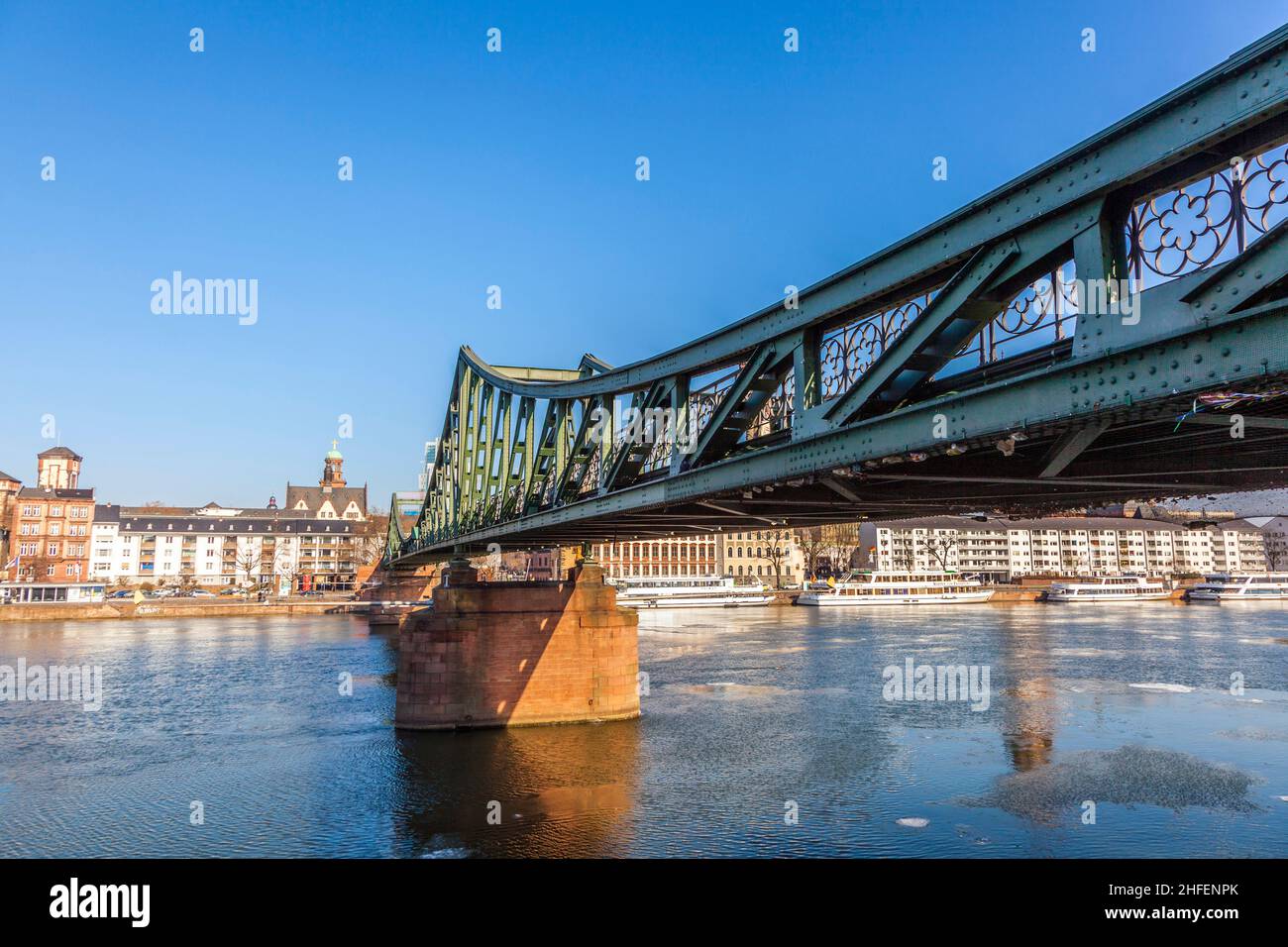 famous Eiserner steg at river Main in Frankfurt Stock Photo - Alamy