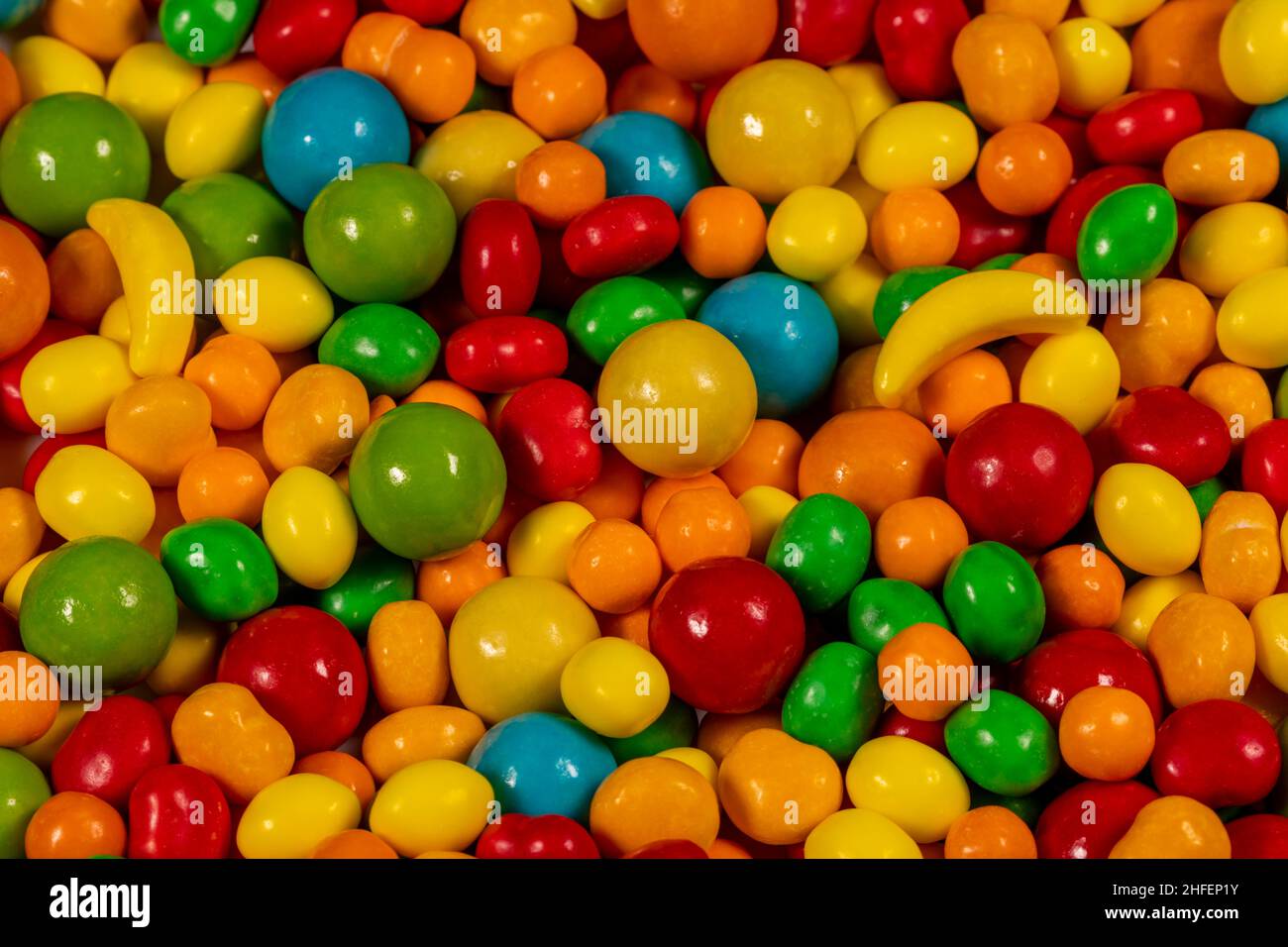 Rainbow bubble gum hi-res stock photography and images - Alamy