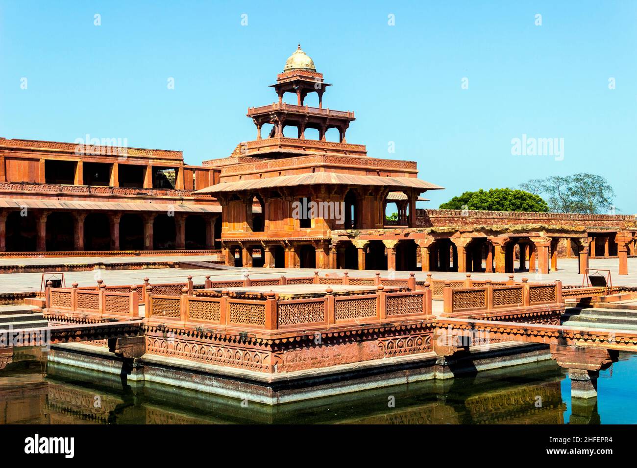 Akbar the great mughal emperor hi-res stock photography and images - Alamy