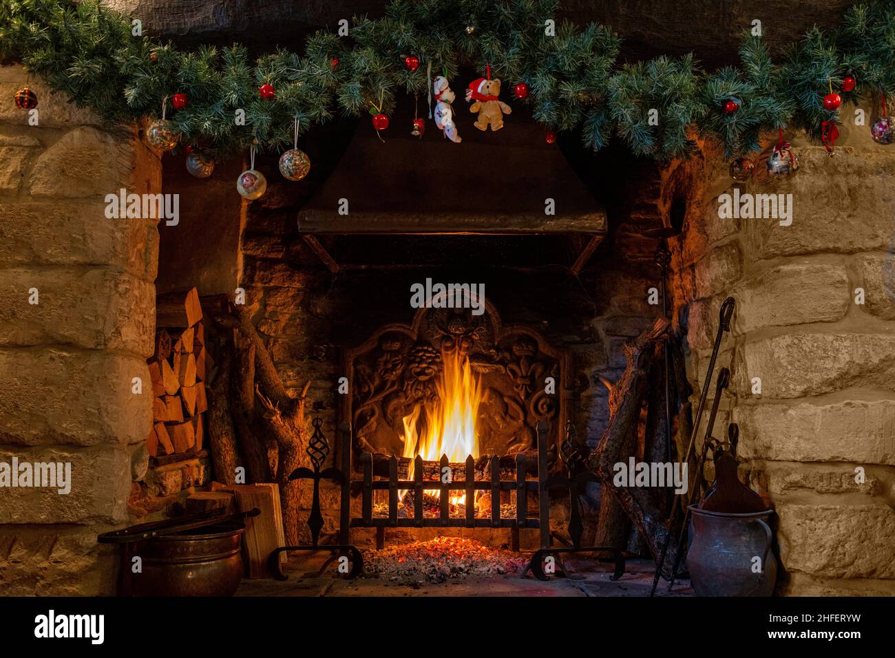 A roaring fire at Christmas Stock Photo - Alamy