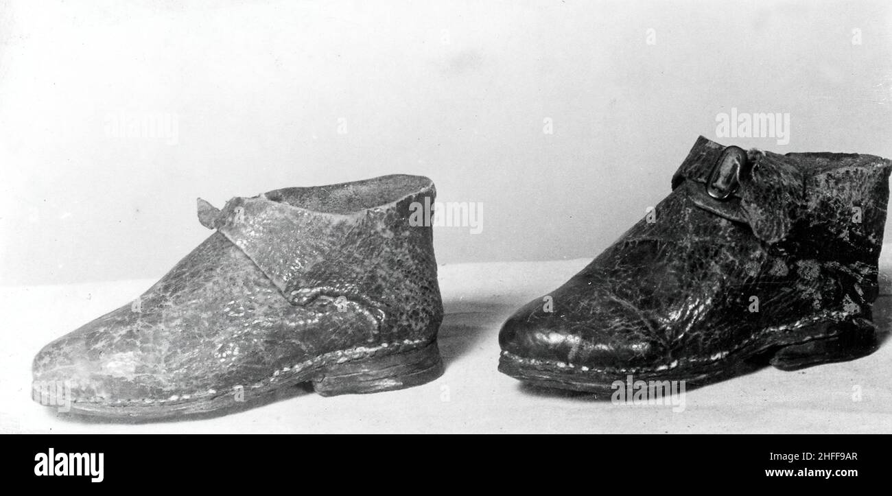 Doll's Shoes, England, 1775/1825, early 18th century style Stock Photo ...