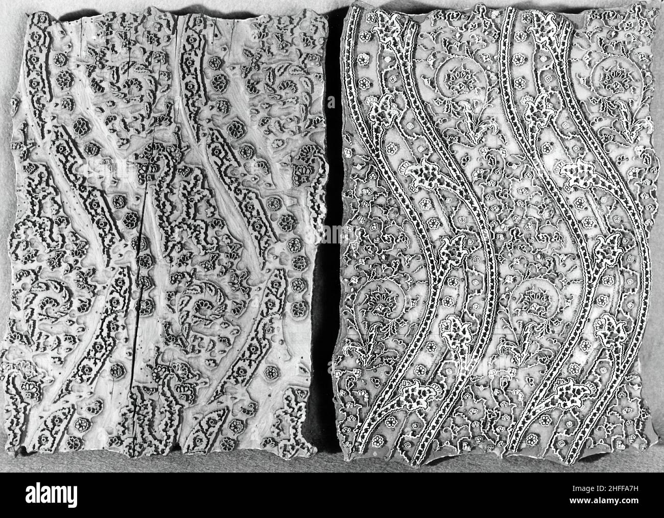 Textile printing blocks hi-res stock photography and images - Alamy