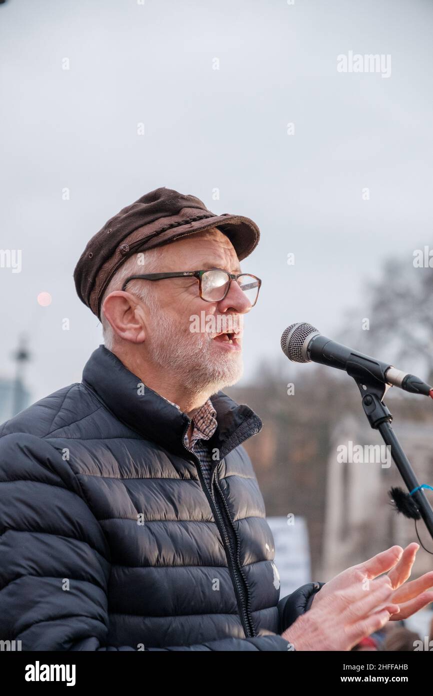 Bill dearden hi-res stock photography and images - Alamy