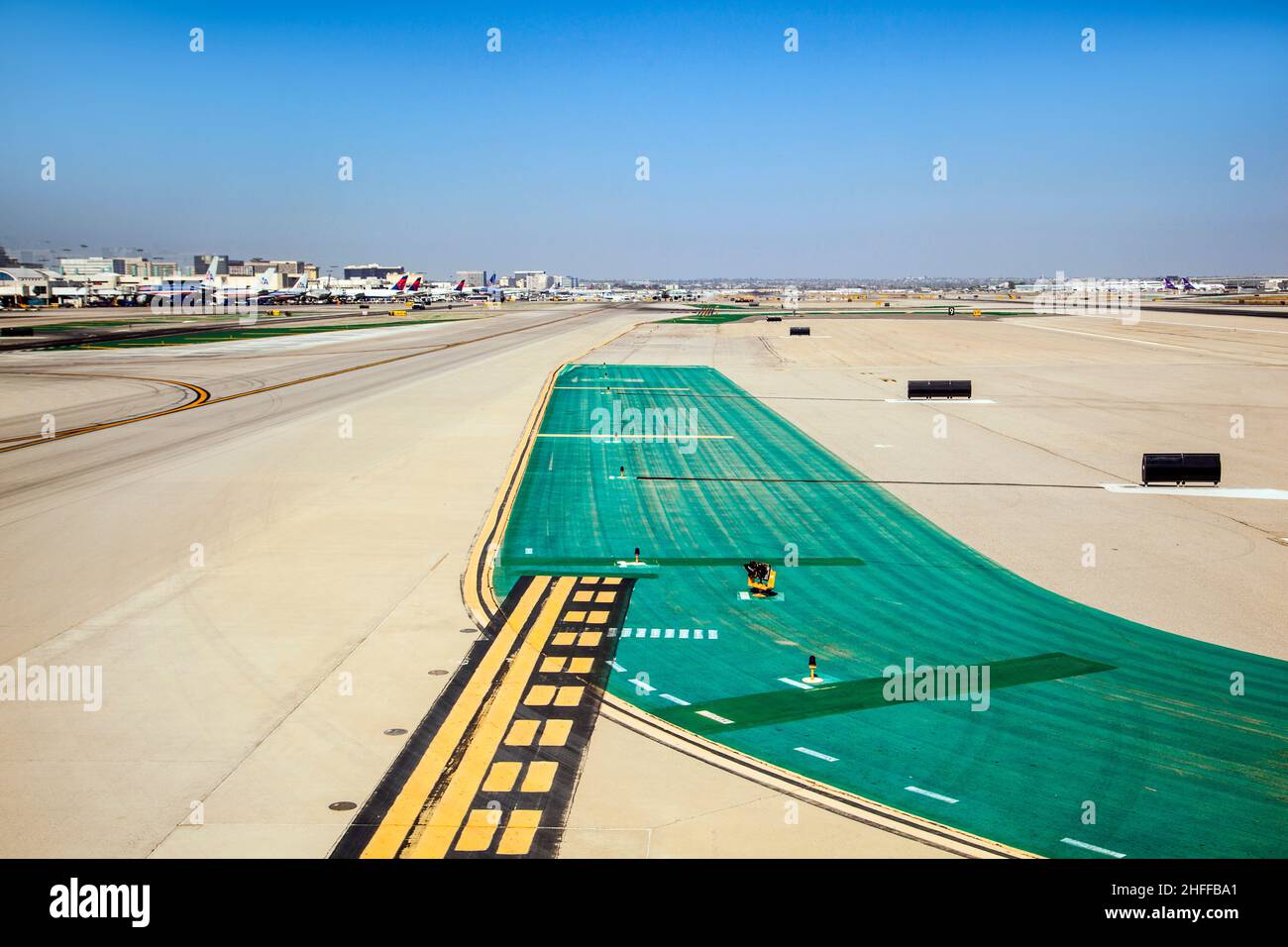 runway with marks at the airport in Los Angeles Stock Photo - Alamy