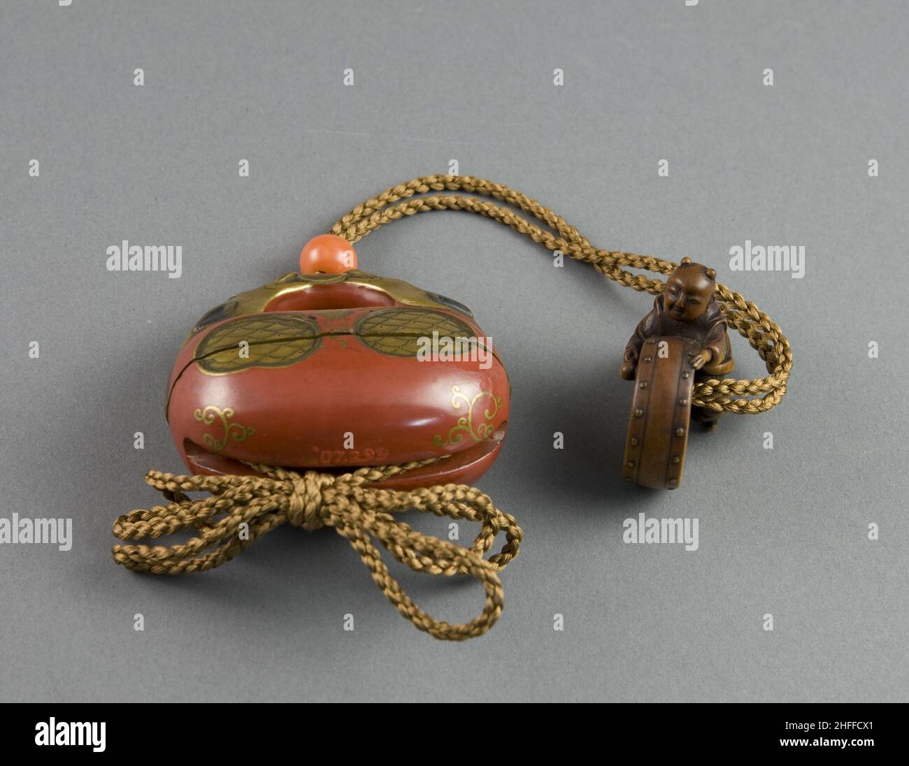 Inro Case, Edo period (1615-1868 Stock Photo - Alamy