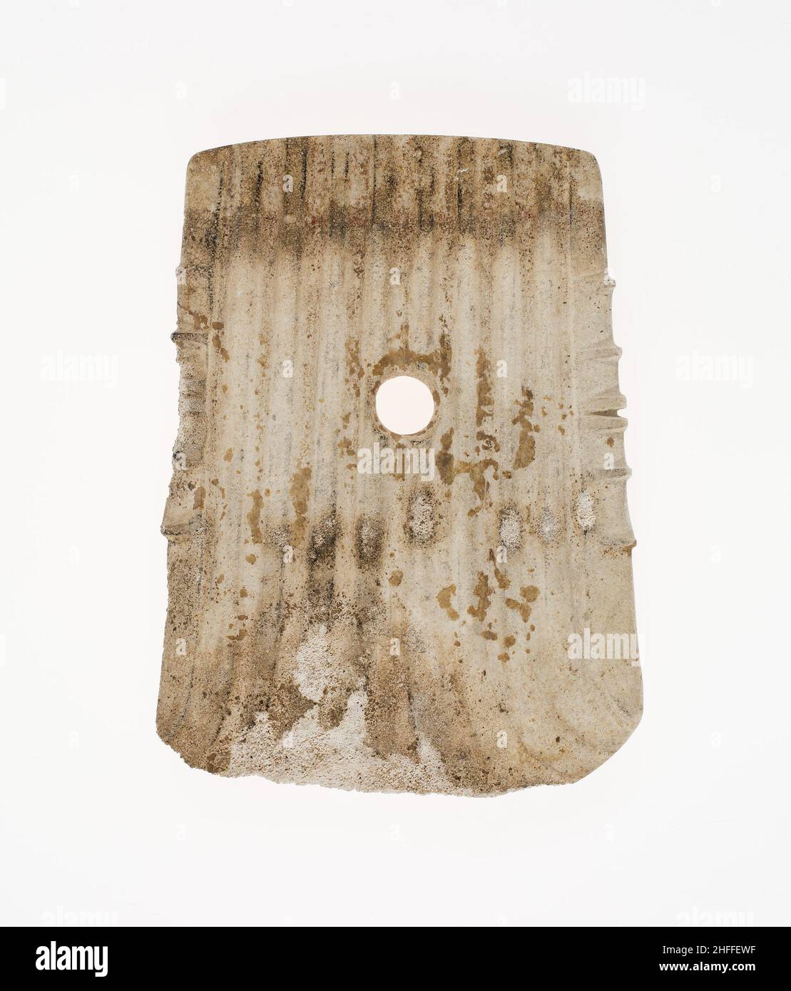 Notched axe hi-res stock photography and images - Alamy