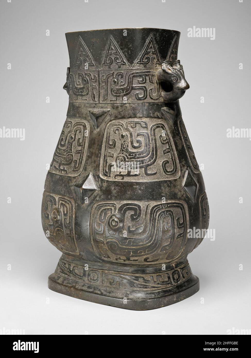 Jar (hu), Western Zhou dynasty, 927-850 B.C Stock Photo - Alamy