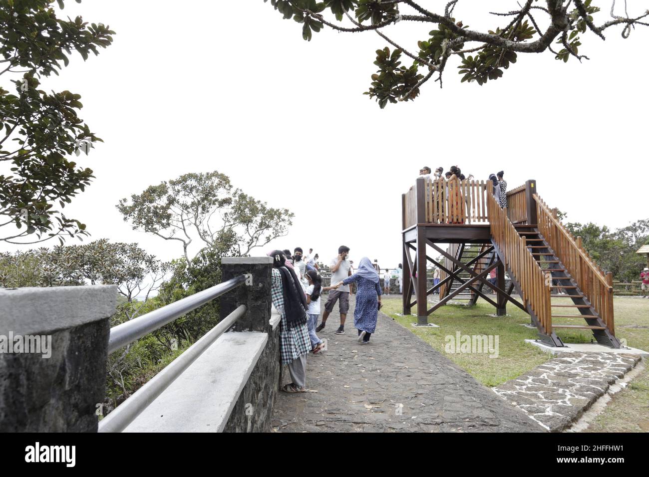 Alexandra Falls Viewpoint Stock Photo - Alamy