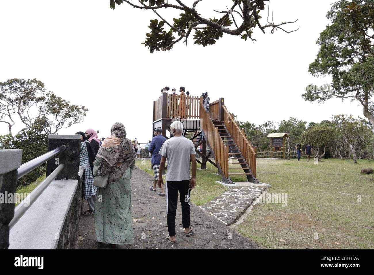 Alexandra falls viewpoint hi-res stock photography and images - Alamy