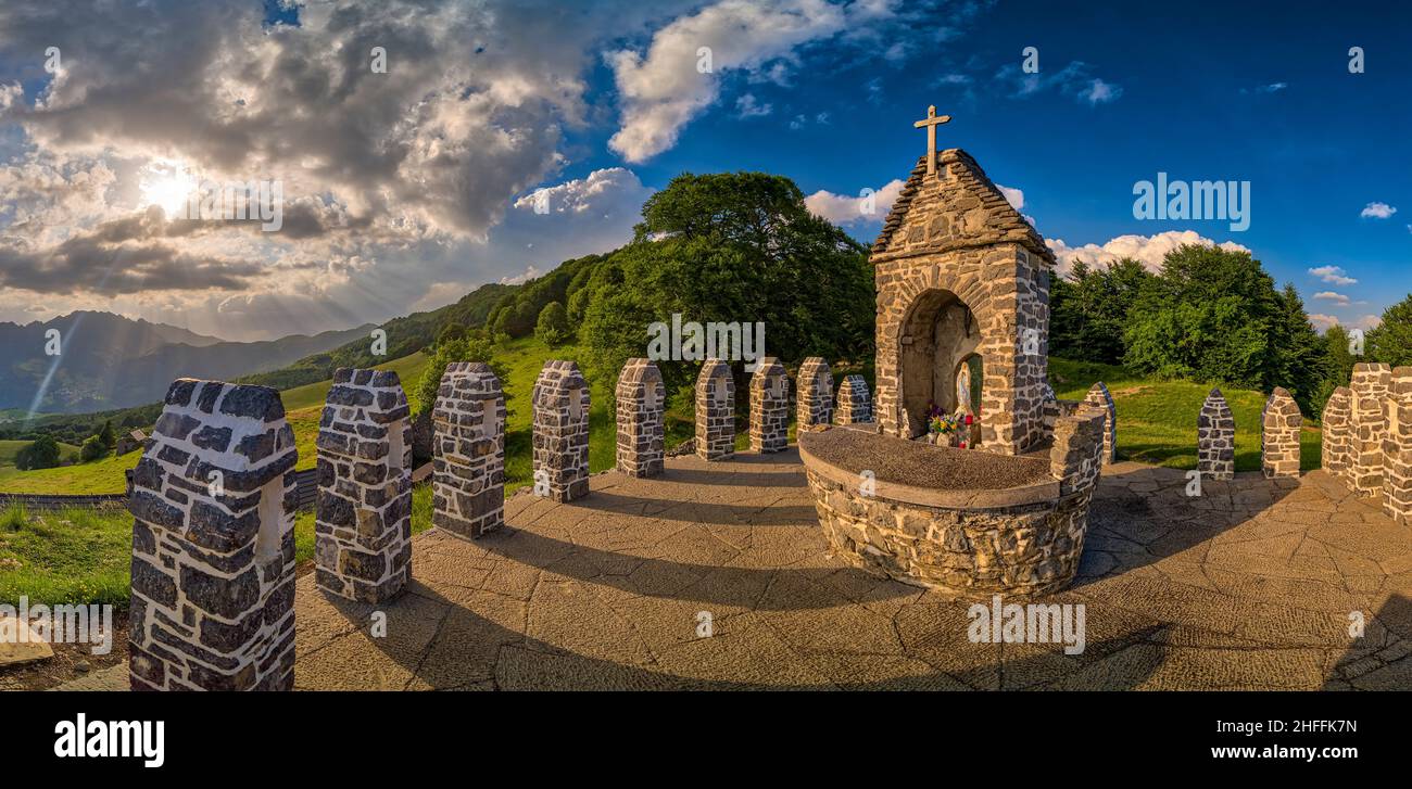 Panoramic view of the celtic looking little shrine at Tre Faggi, 3 ...