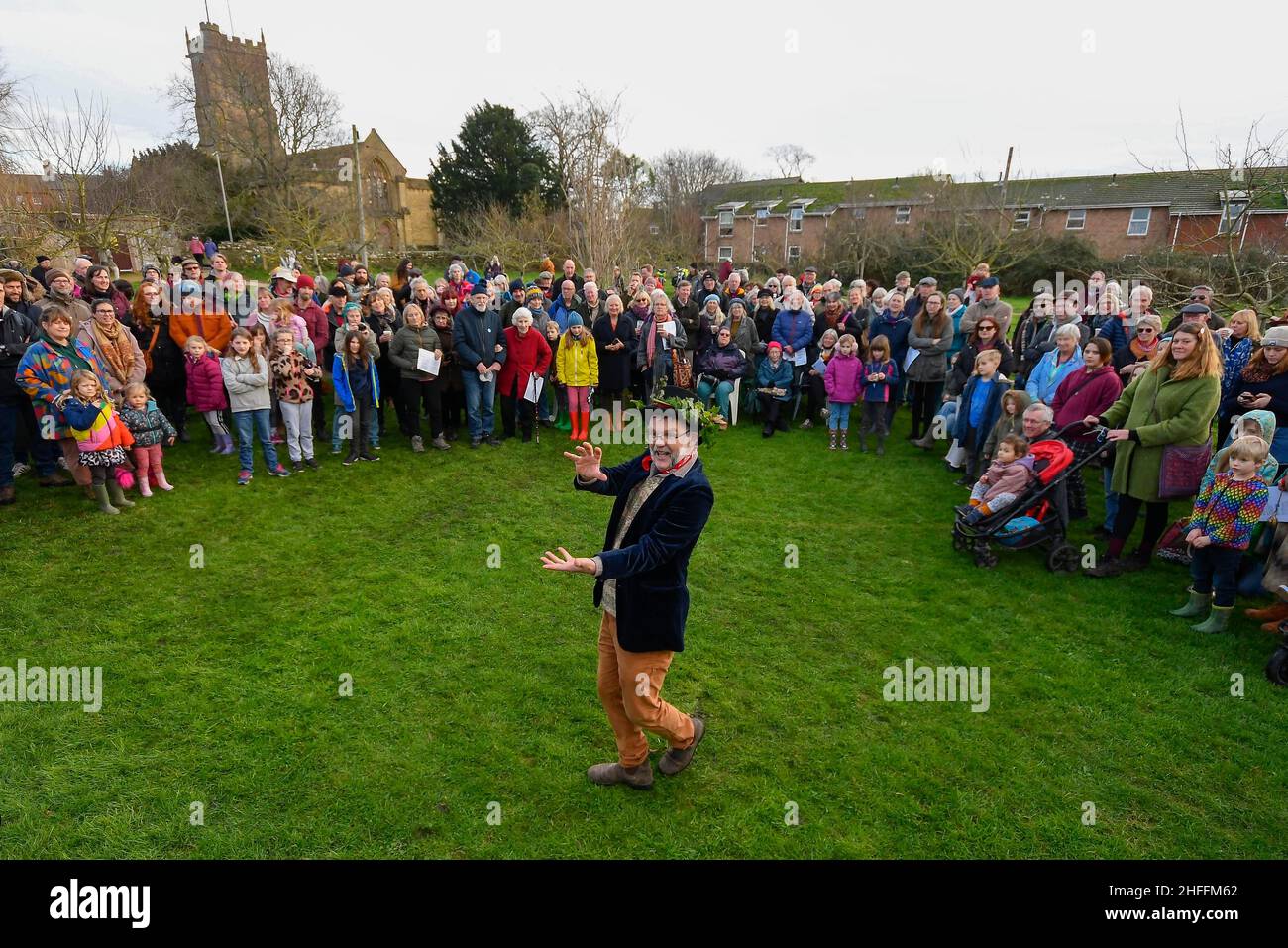 Bridport, Dorset, UK. 16th January 2022. Master of ceremonies Martin ...