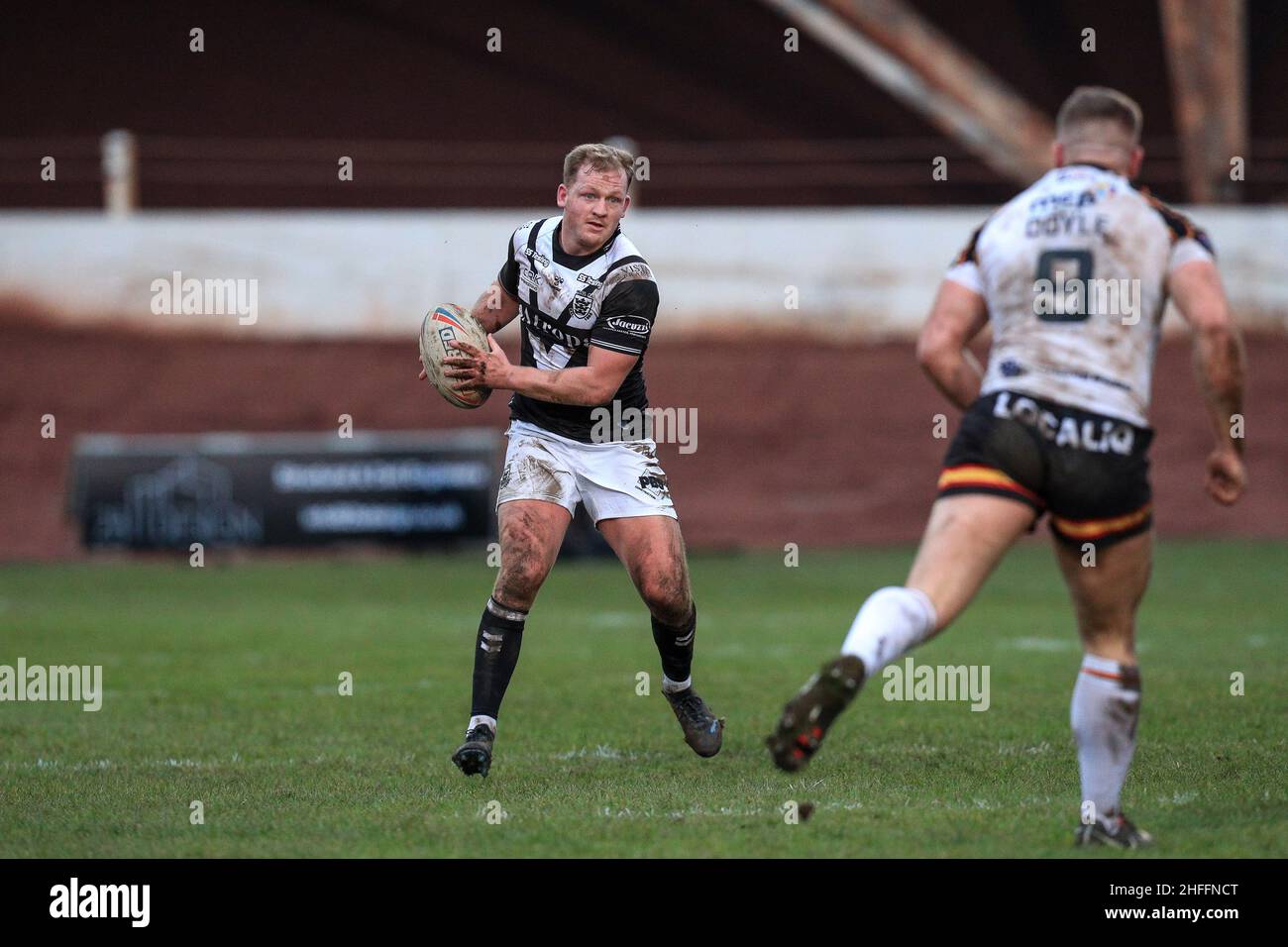 Jordan Johnstone (21) of Hull FC with the ball Stock Photo - Alamy