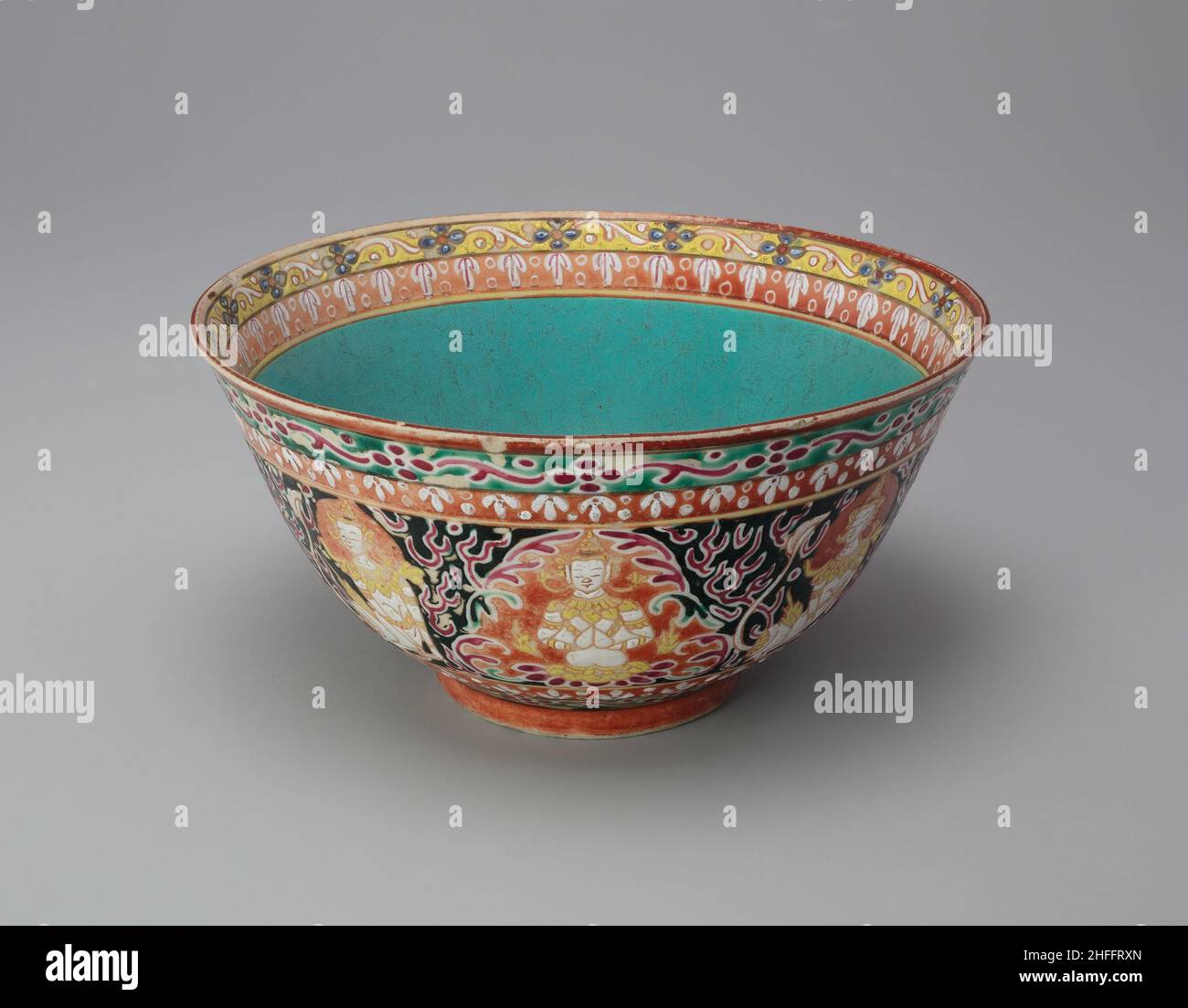 Five-Colored (Bencharong) Ware Bowl, 19th century Stock Photo - Alamy