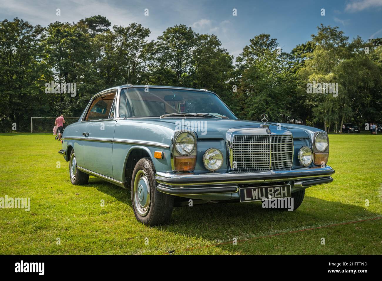 Old mercedes benz hi-res stock photography and images - Alamy