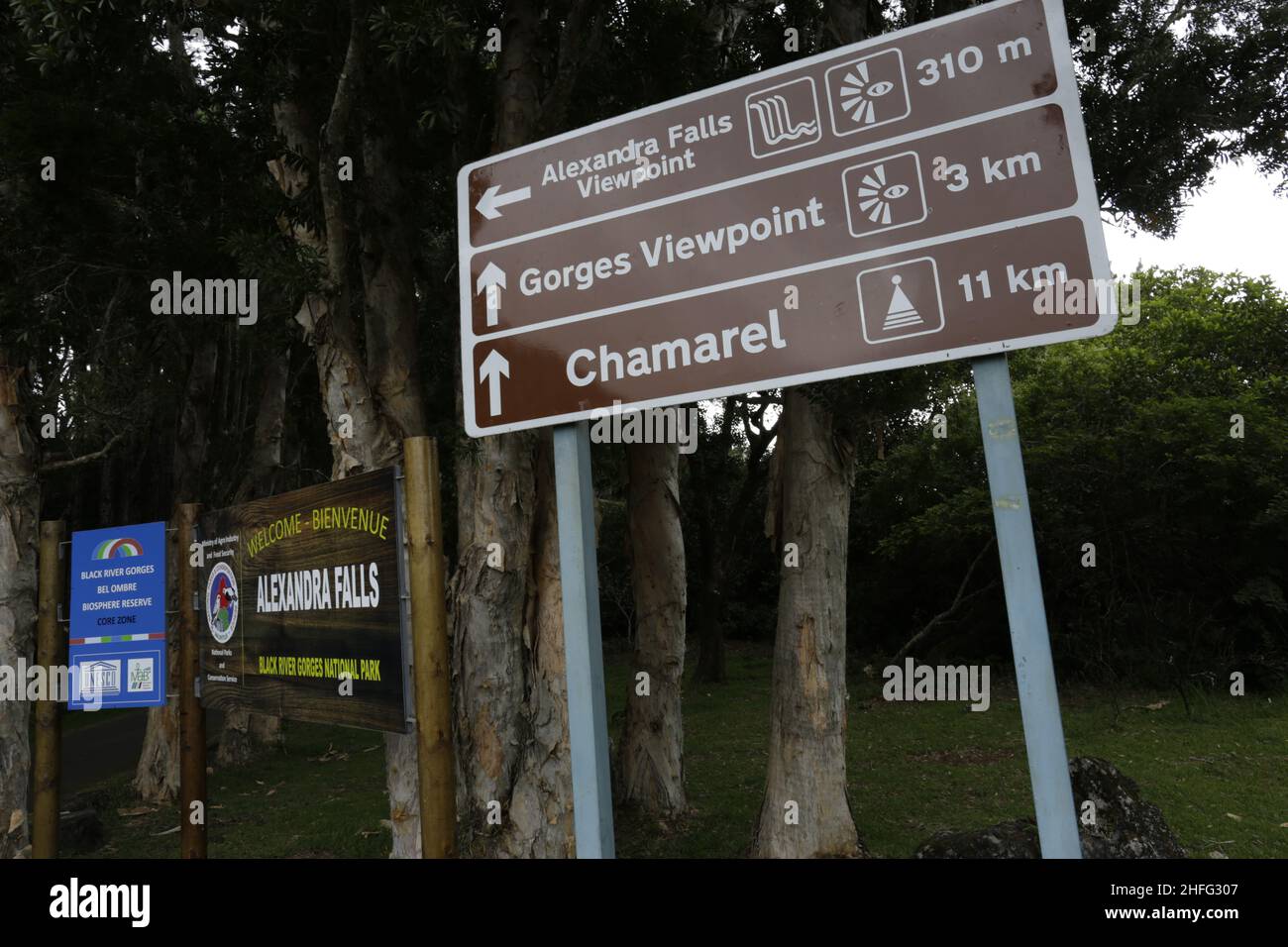 Alexandra Falls View Point Stock Photo - Alamy