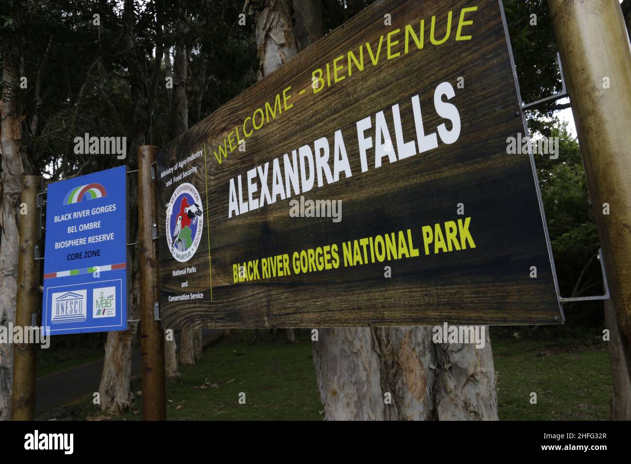 Alexandra Falls View Point Stock Photo - Alamy