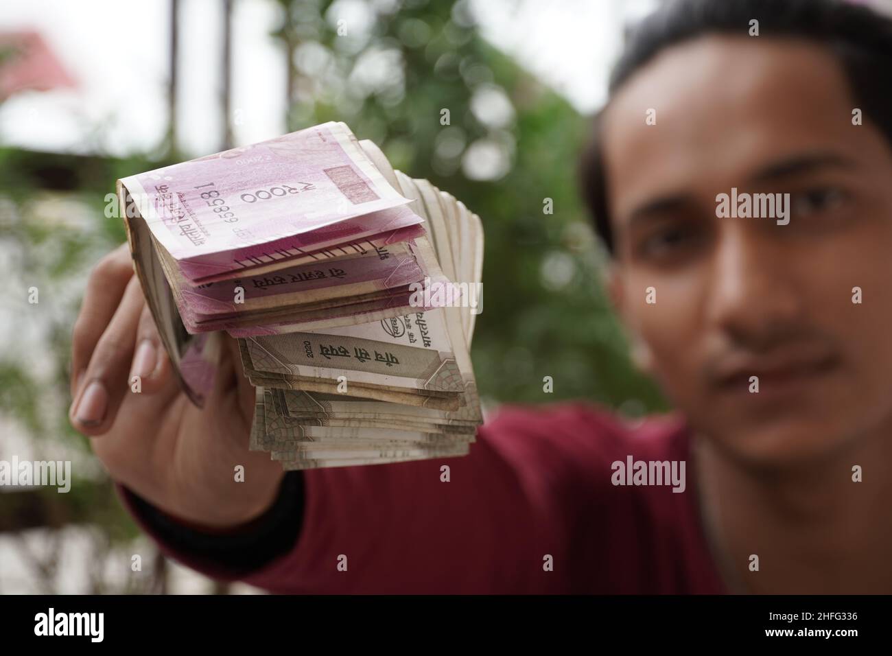 man with cash money Stock Photo - Alamy