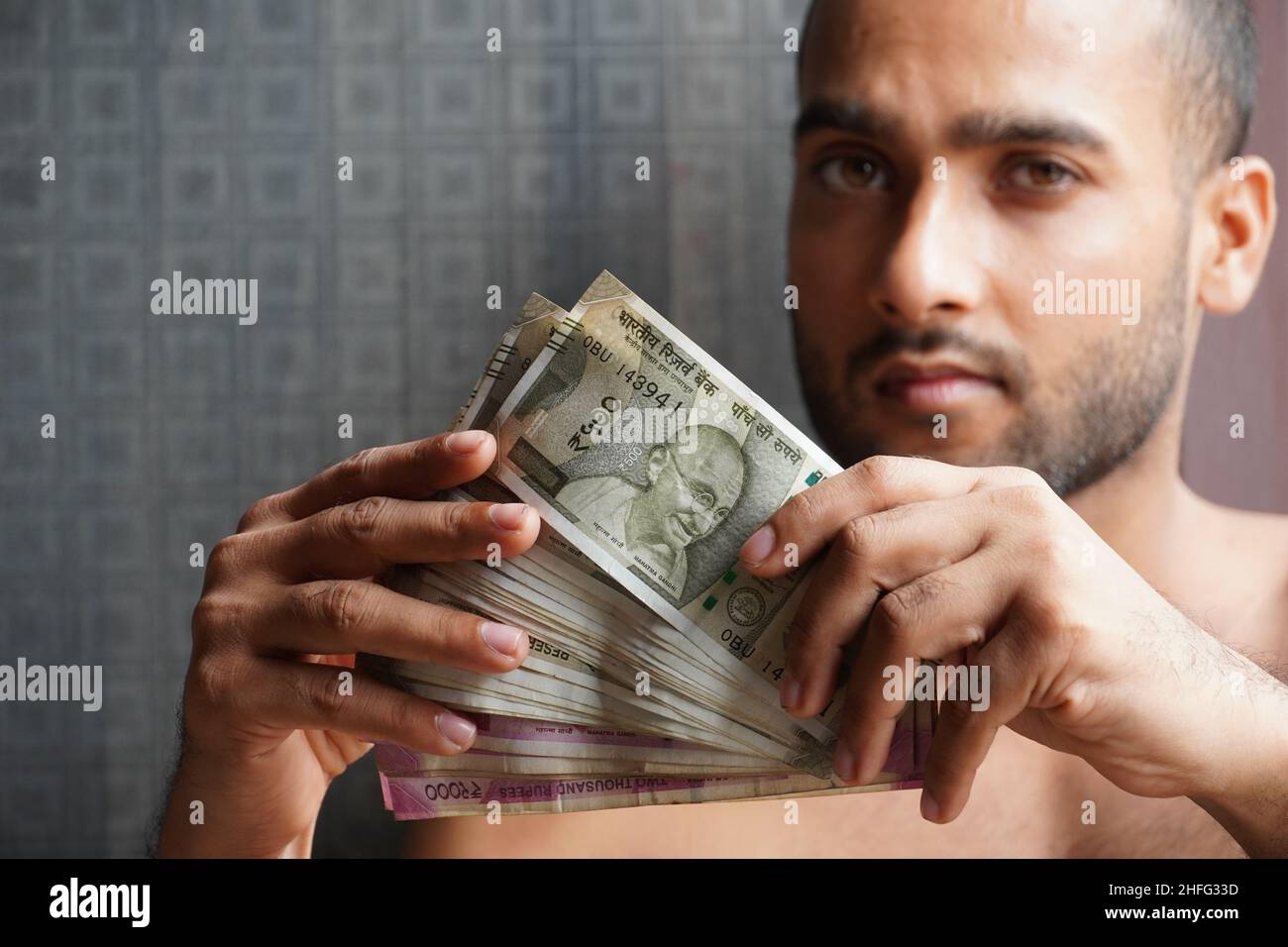 Money infographic coin icon hi-res stock photography and images - Alamy