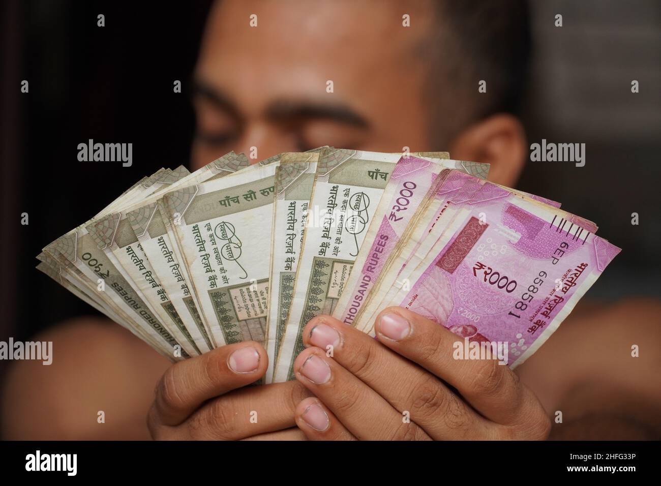 Flat icon money vector hi-res stock photography and images - Alamy