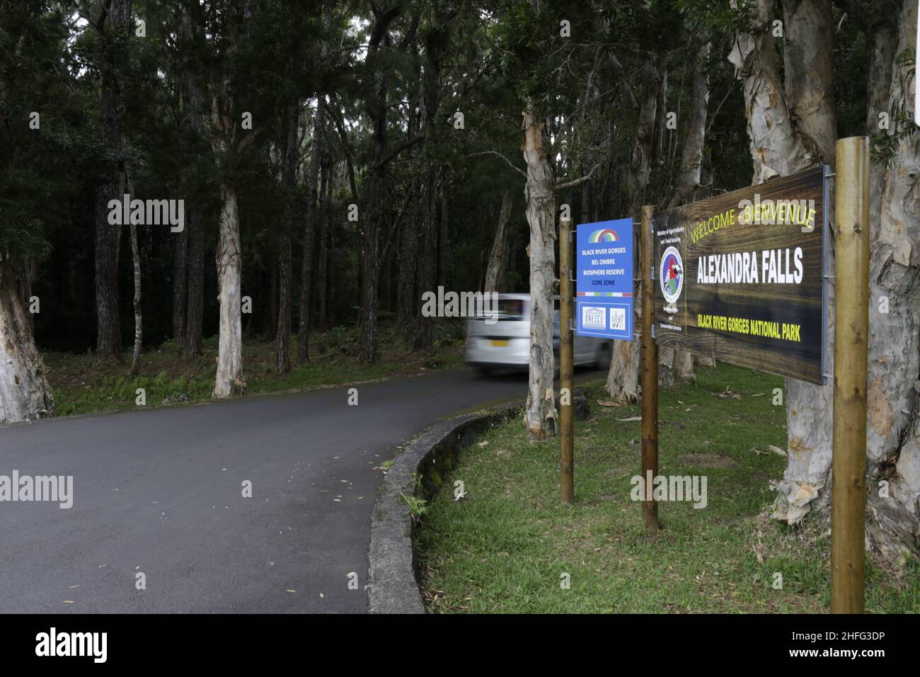Alexandra Falls View Point Stock Photo - Alamy