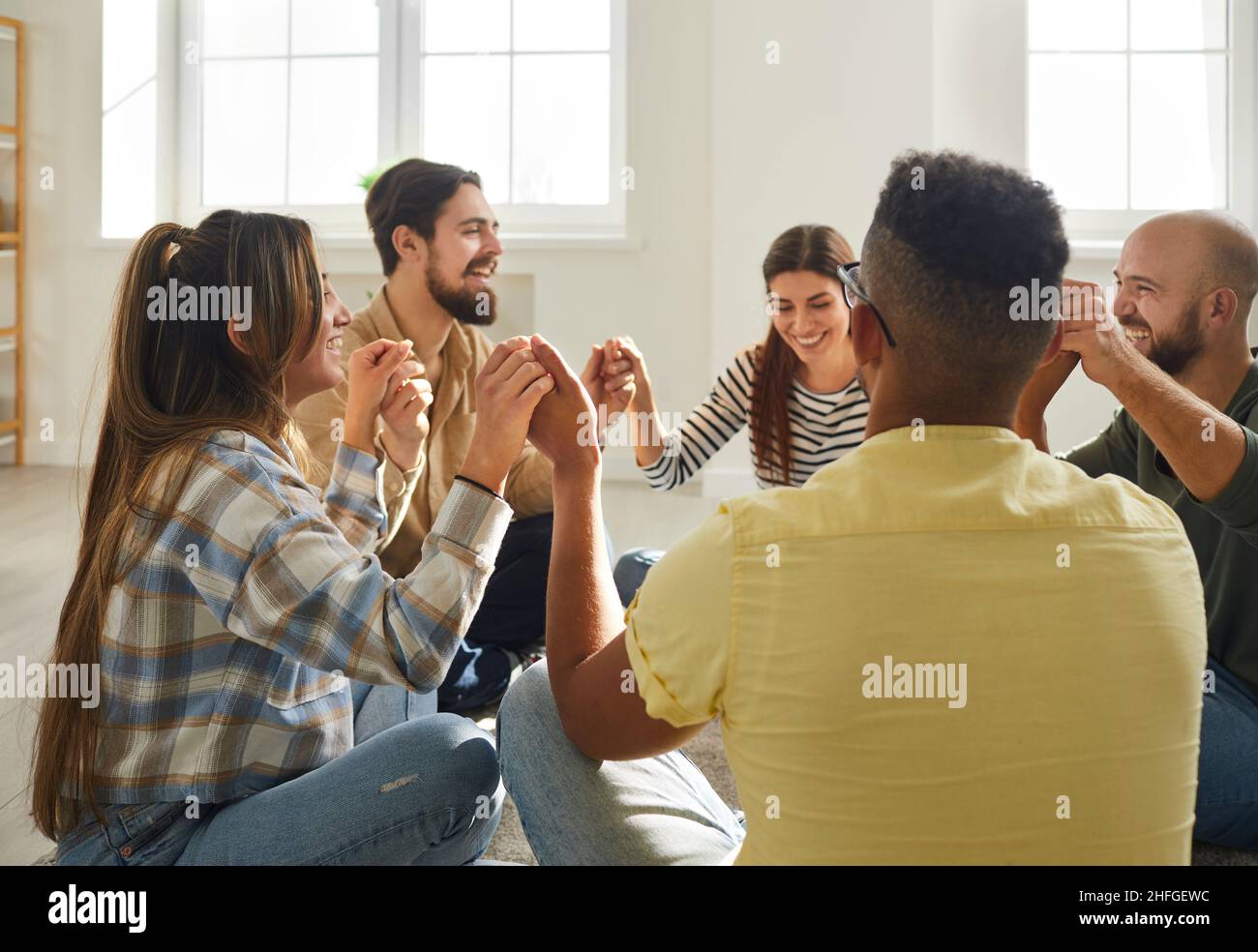 Asian friendship circle hi-res stock photography and images - Alamy