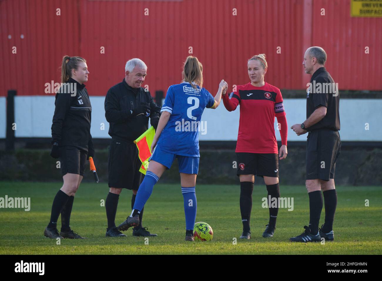 Welling, UK. 16th Jan, 2022. Welling, England, Jan 16th 2022: Captains ...