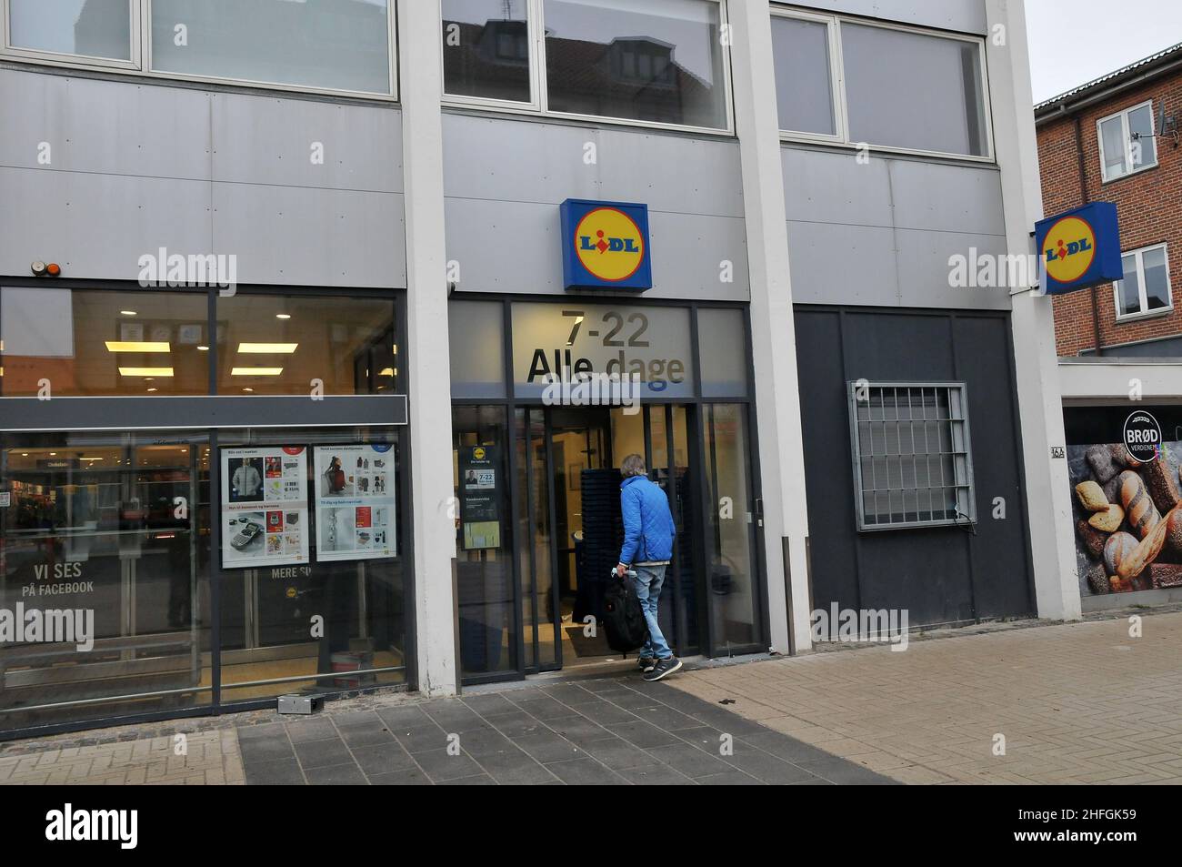 Lild grocery store hi-res stock photography and images - Alamy