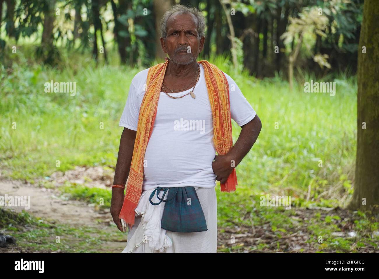 Elderly village man hand hi-res stock photography and images - Alamy