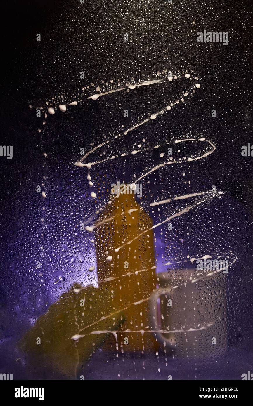 Wrinkled glass texture hi-res stock photography and images - Alamy