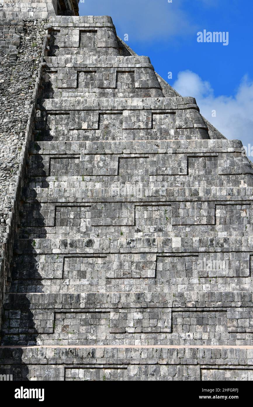Templo de la piramide maya hi-res stock photography and images - Alamy