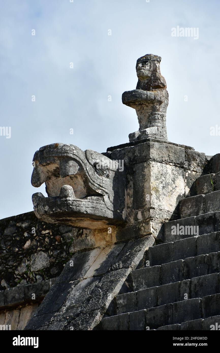 Warrior and serpent head, Temple of the Warriors (Templo de los ...