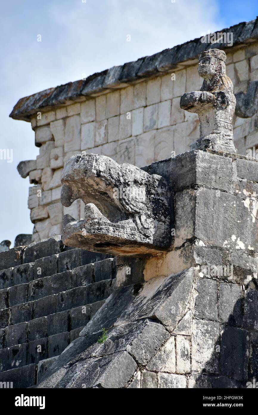 Warrior and serpent head, Temple of the Warriors (Templo de los ...