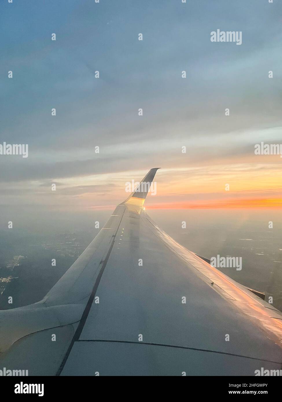 View of the sky from airplane window during flight Stock Photo - Alamy