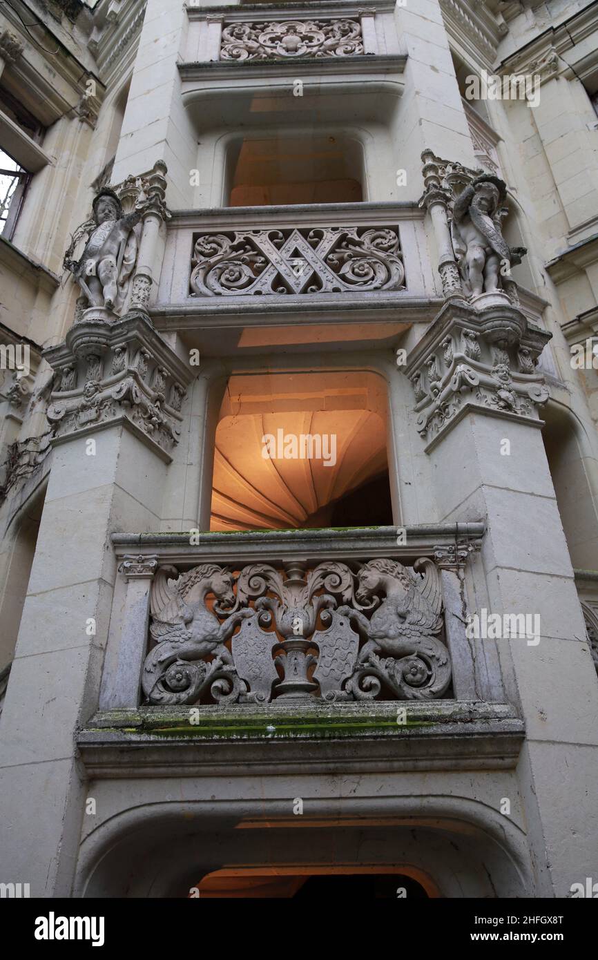 Ruined tower chateau de hi-res stock photography and images - Alamy