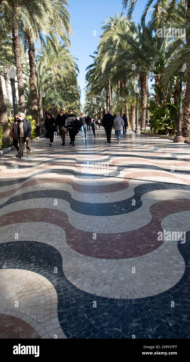 This maritime promenade runs parallel to the port, from the Puerta del ...