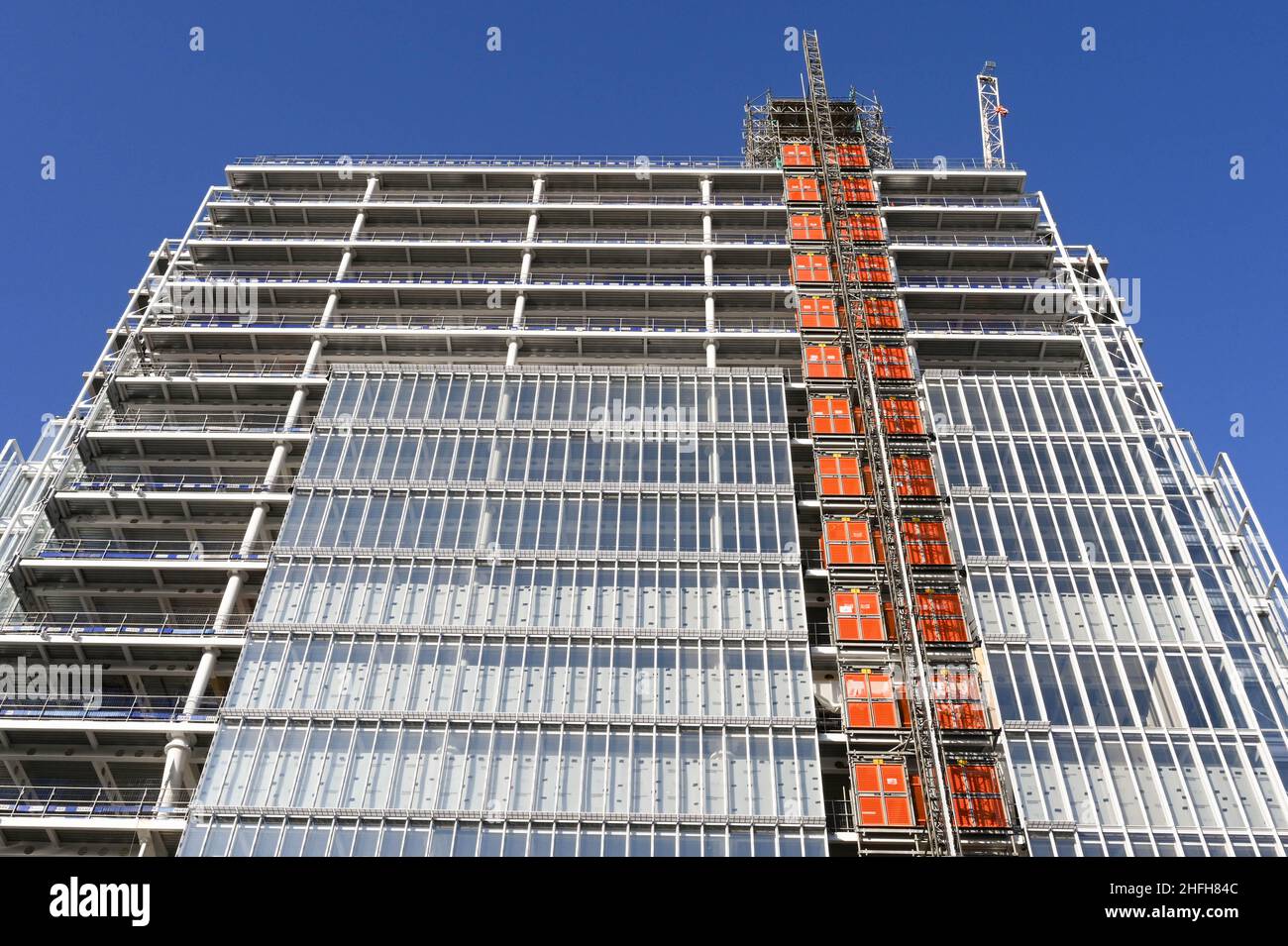 London, England - June 2020: External elevator on the side of a tall ...