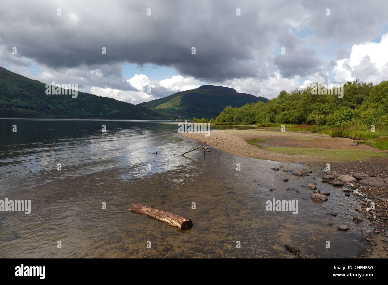 Landscape view loch lomond hi-res stock photography and images - Alamy