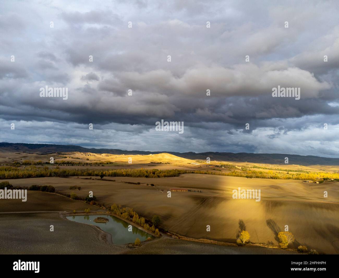 Aerial view on hills of Val d'Orcia, Tuscany, Italy. Tuscan landscape ...