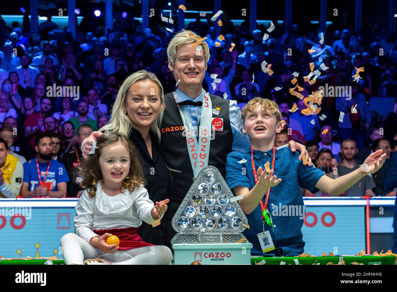 LONDON, UNITED KINGDOM. 16th Jan, 2022. Neil Robertson won the Final of ...