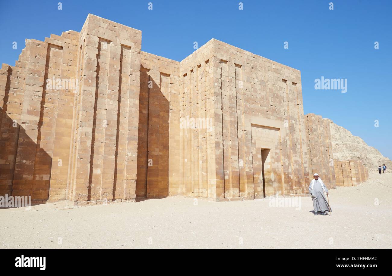 Step pyramid enclosure hi-res stock photography and images - Alamy