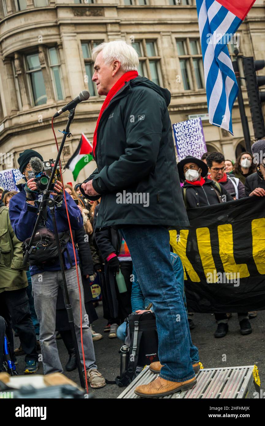 Placard protest shadow hi-res stock photography and images - Alamy