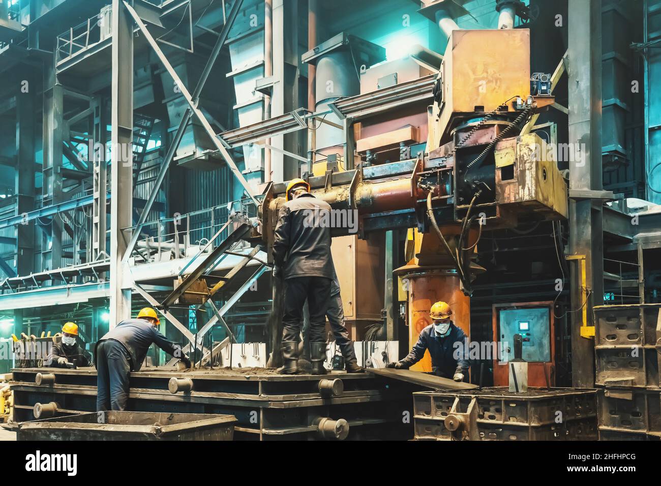 Metalwork workplace hi-res stock photography and images - Alamy