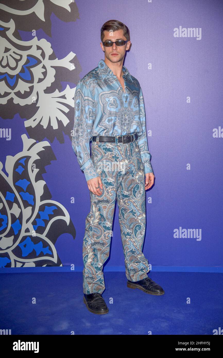 Sam Salter Milan Fashion Week - Men F/W 22-23 Etro Fashion Show ...