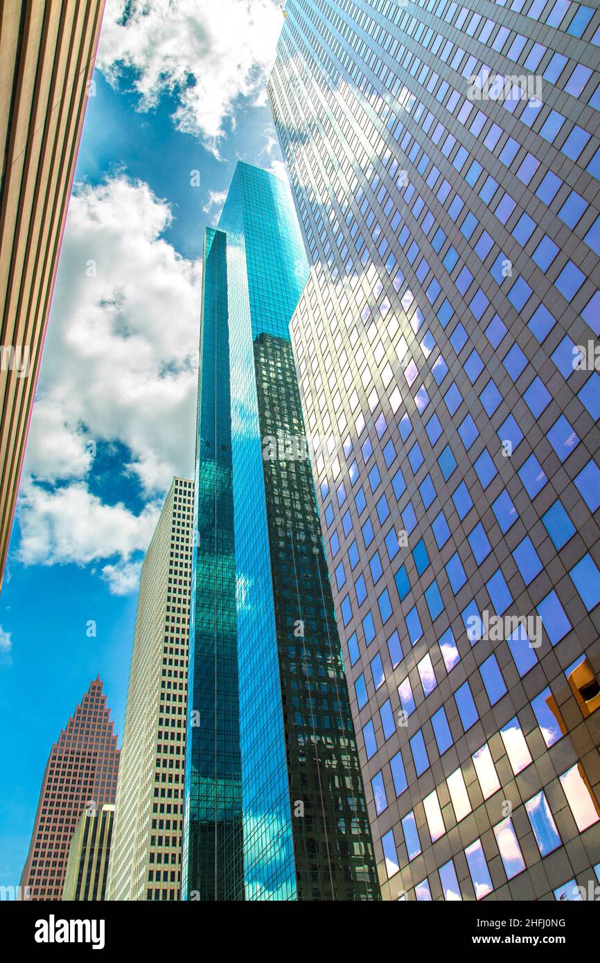 facade of skyscraper in downtown Houston Stock Photo - Alamy